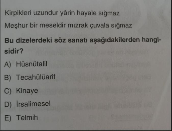 Kirpikleri uzundur yârin hayale sığmaz Meşhur bir meseldir mızrak ...