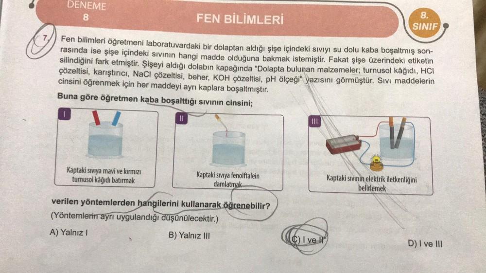 DENEME 8 FEN BİLİMLERİ Fen bilimleri öğretmeni laboratuvardaki bir ...